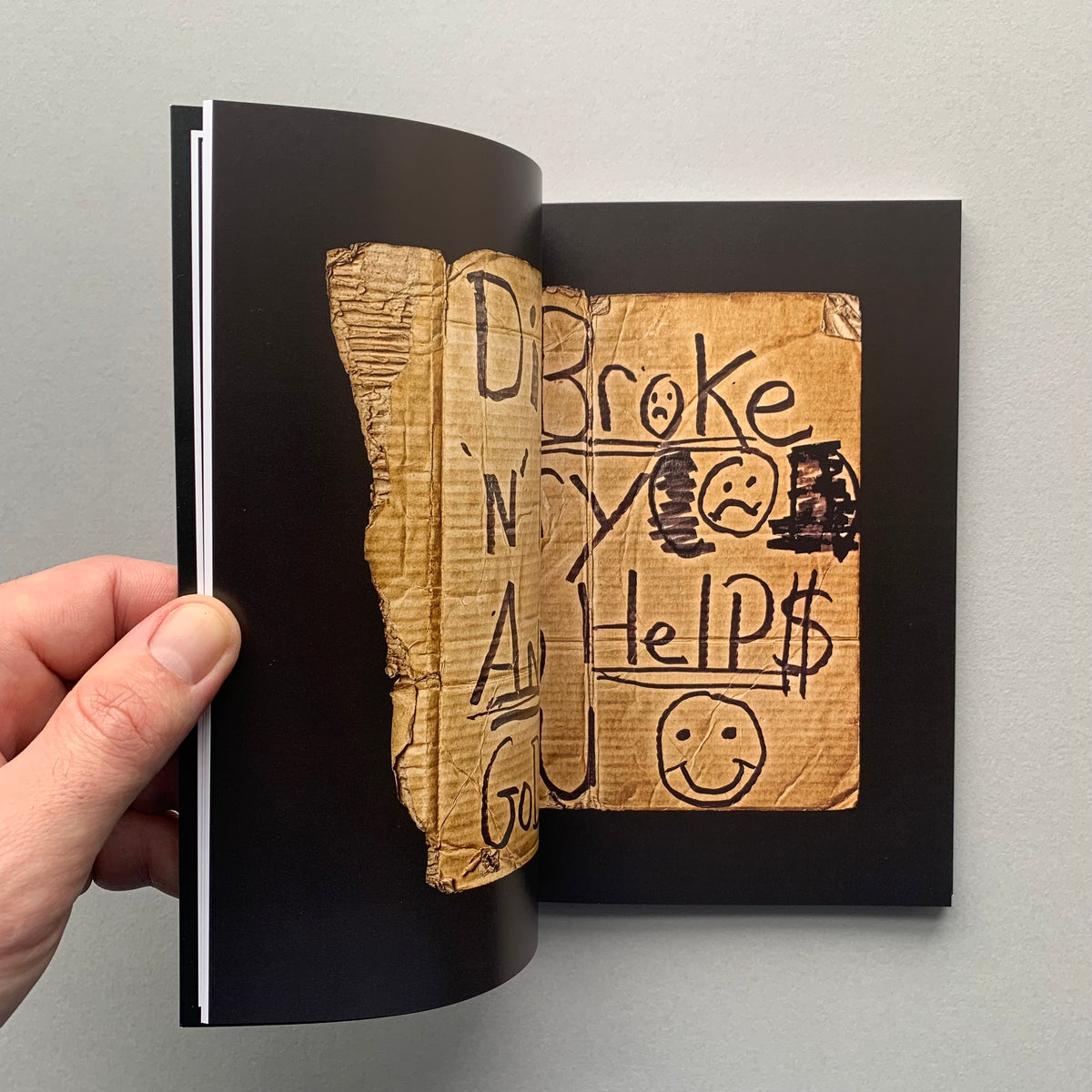 Pentagram Papers 39: Signs – The Print Arkive